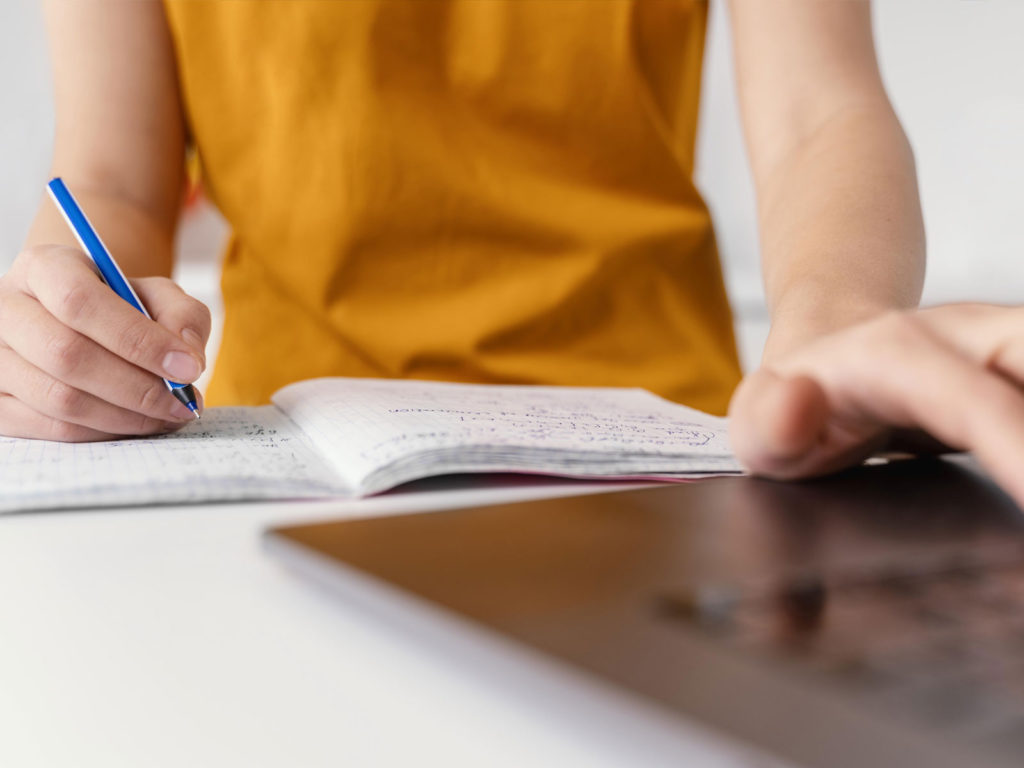 Importancia de estudiar en papel.